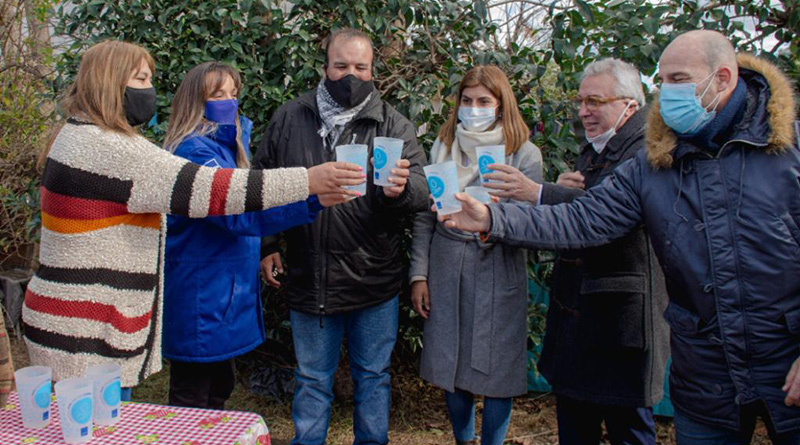 Malena Galmarini y Julio Zamora inauguraron una red de agua potable para más de 1600 vecinos del ...