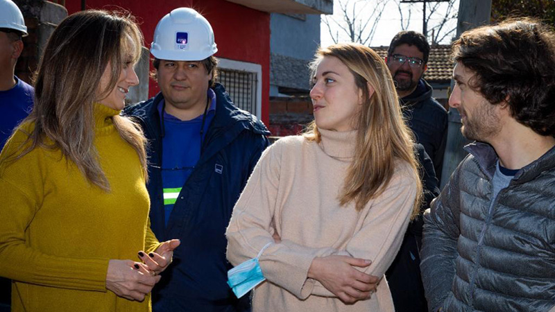 Malena Galmarini inauguró una red cloacal que beneficiará a más de 13.000 vecinas y vecinos de ...
